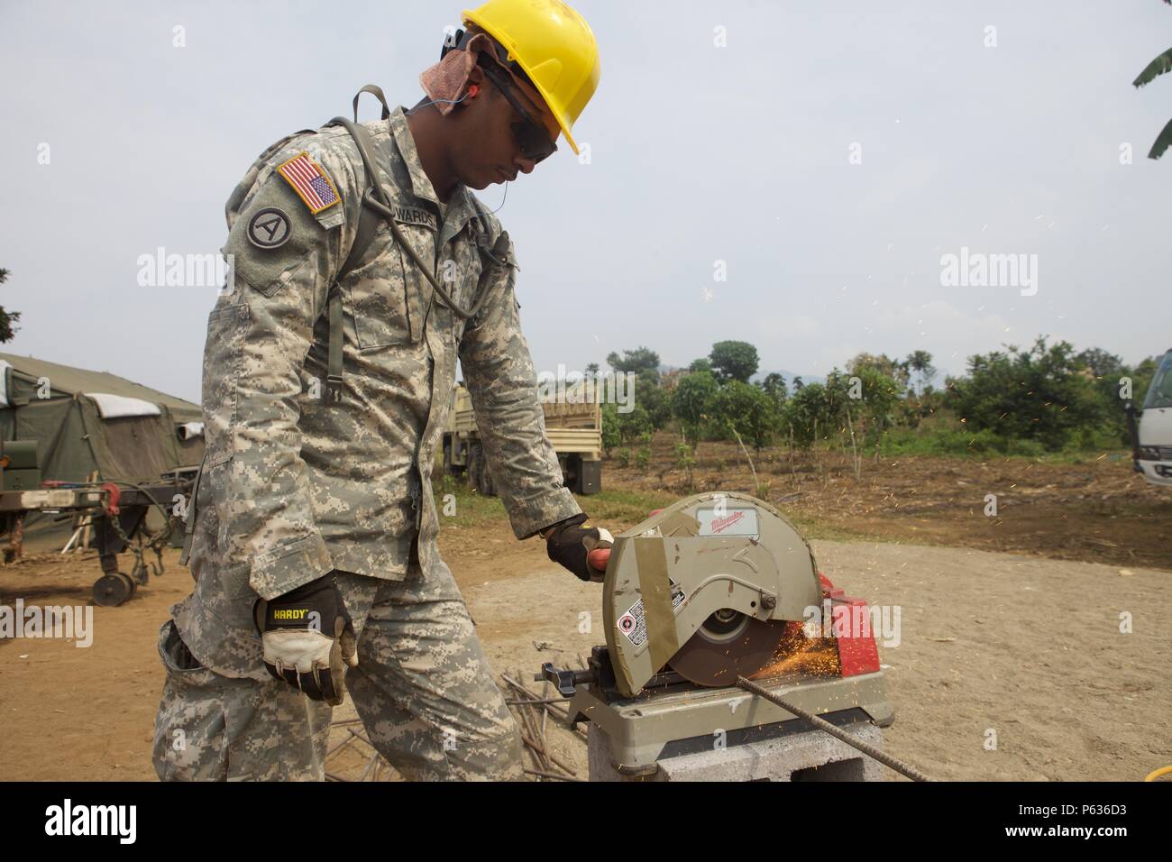 Buzzsaw High Resolution Stock Photography and Images - Alamy