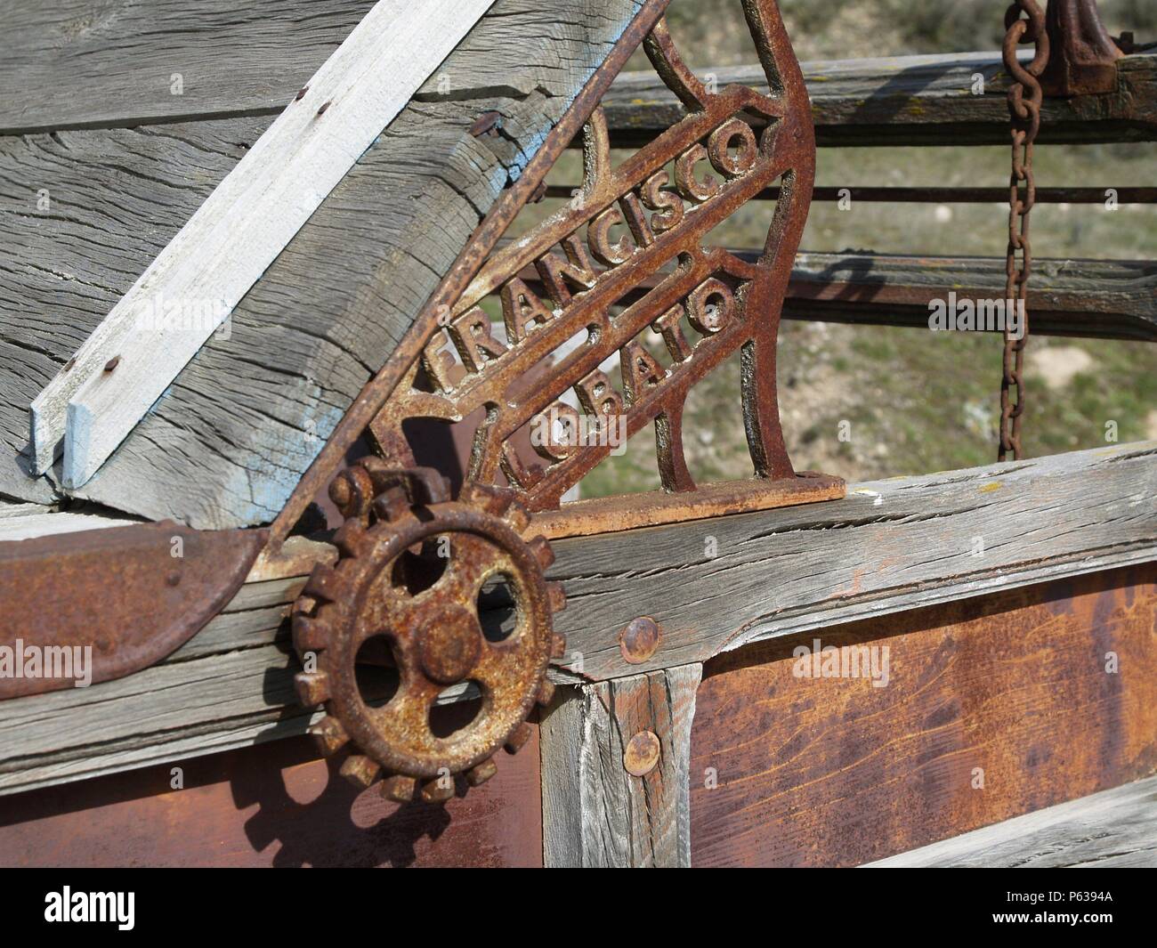 DETALLE DE TRILLO MECANICO Stock Photo - Alamy