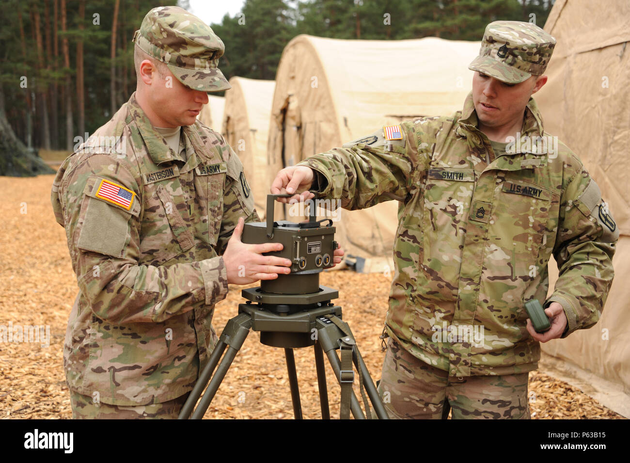 Gun positioning hi-res stock photography and images - Alamy