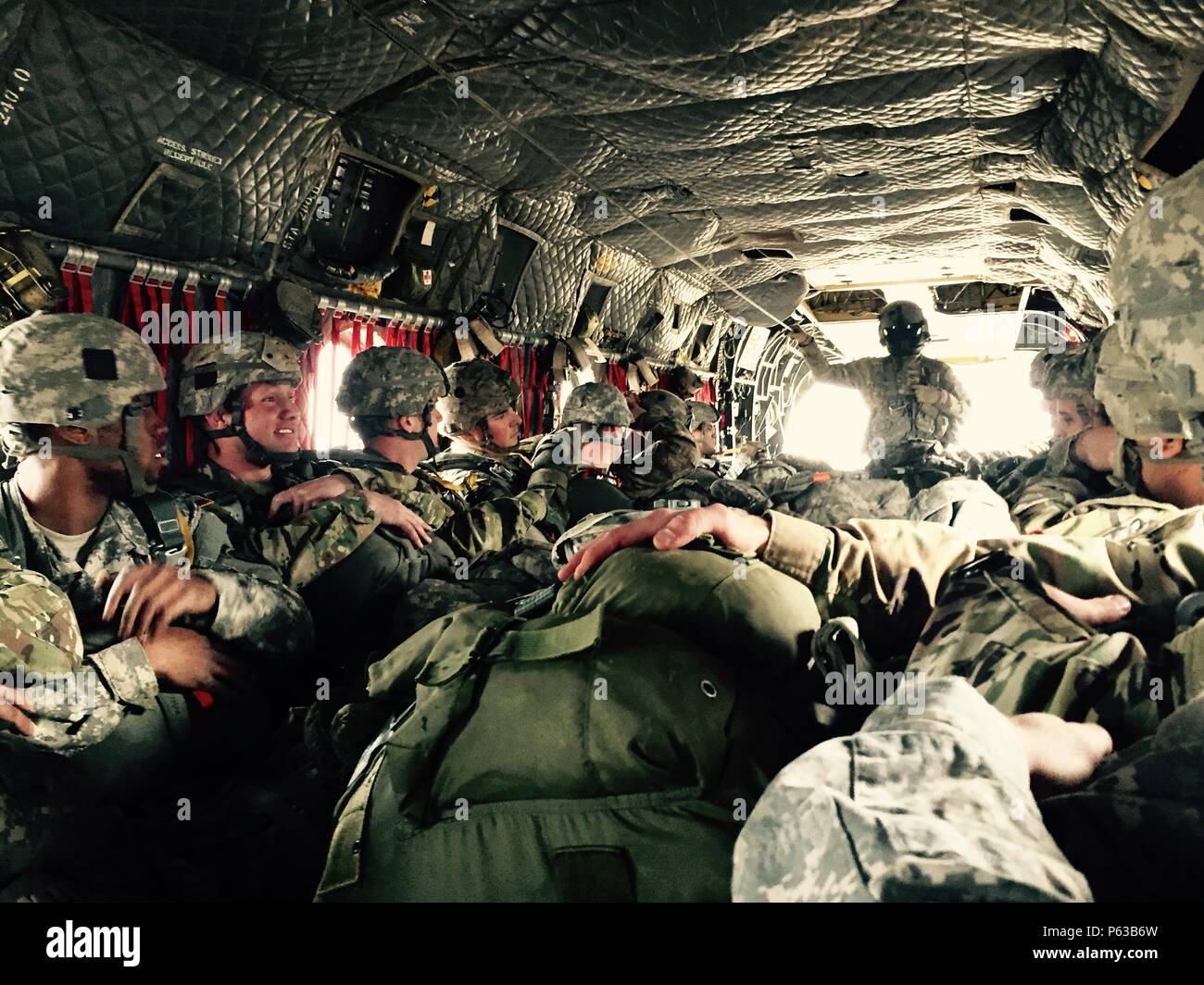 Paratroopers with 4th Infantry Brigade Combat Team (Airborne), 25th ...