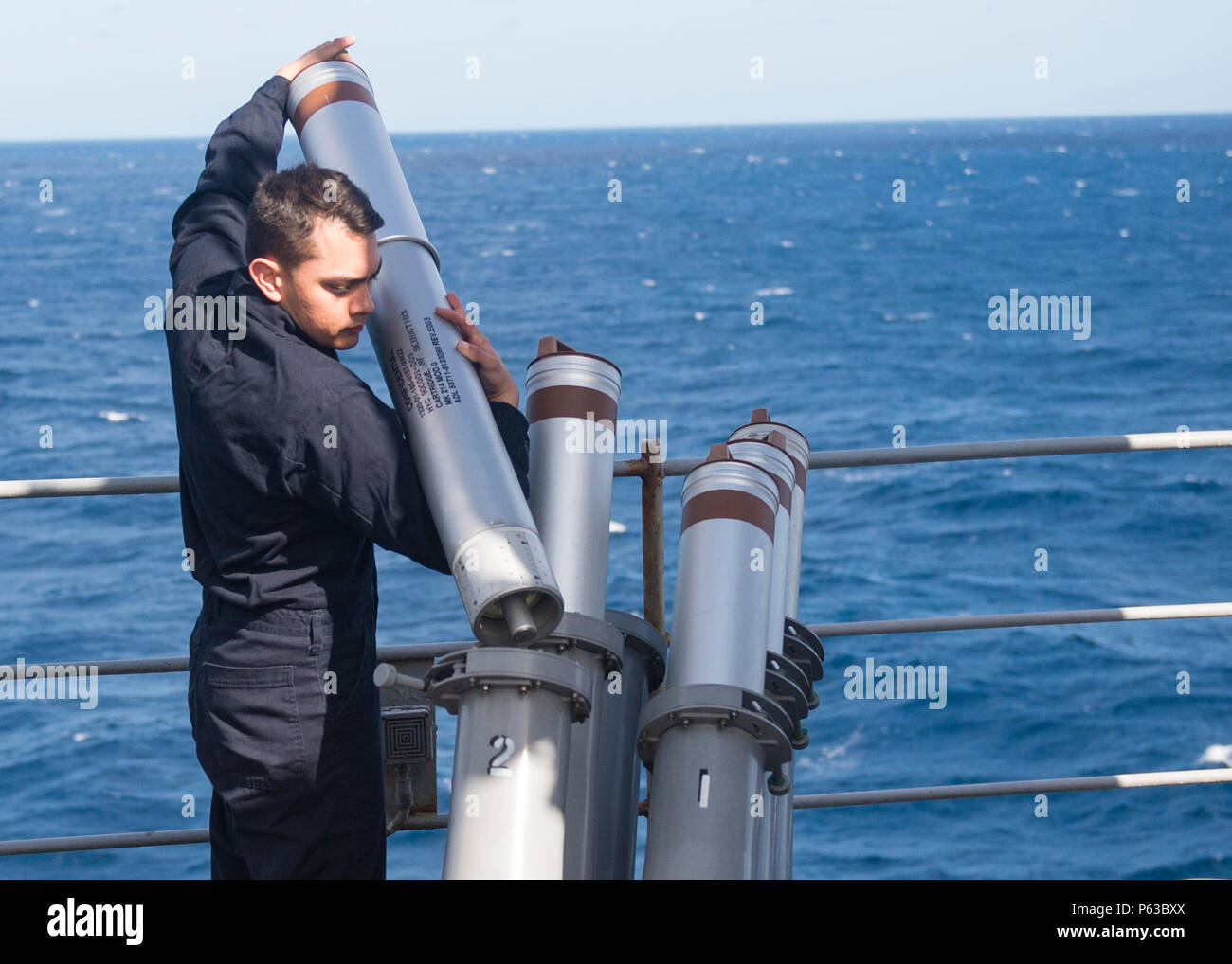 Mk36 chaff launcher hi-res stock photography and images - Alamy