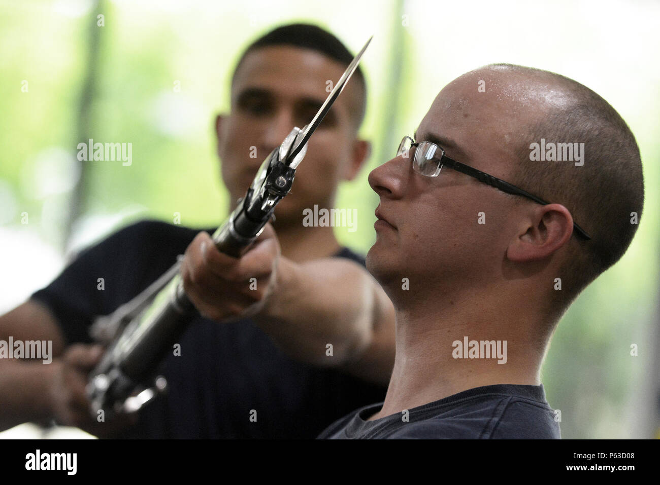 Pivot joint hi-res stock photography and images - Alamy