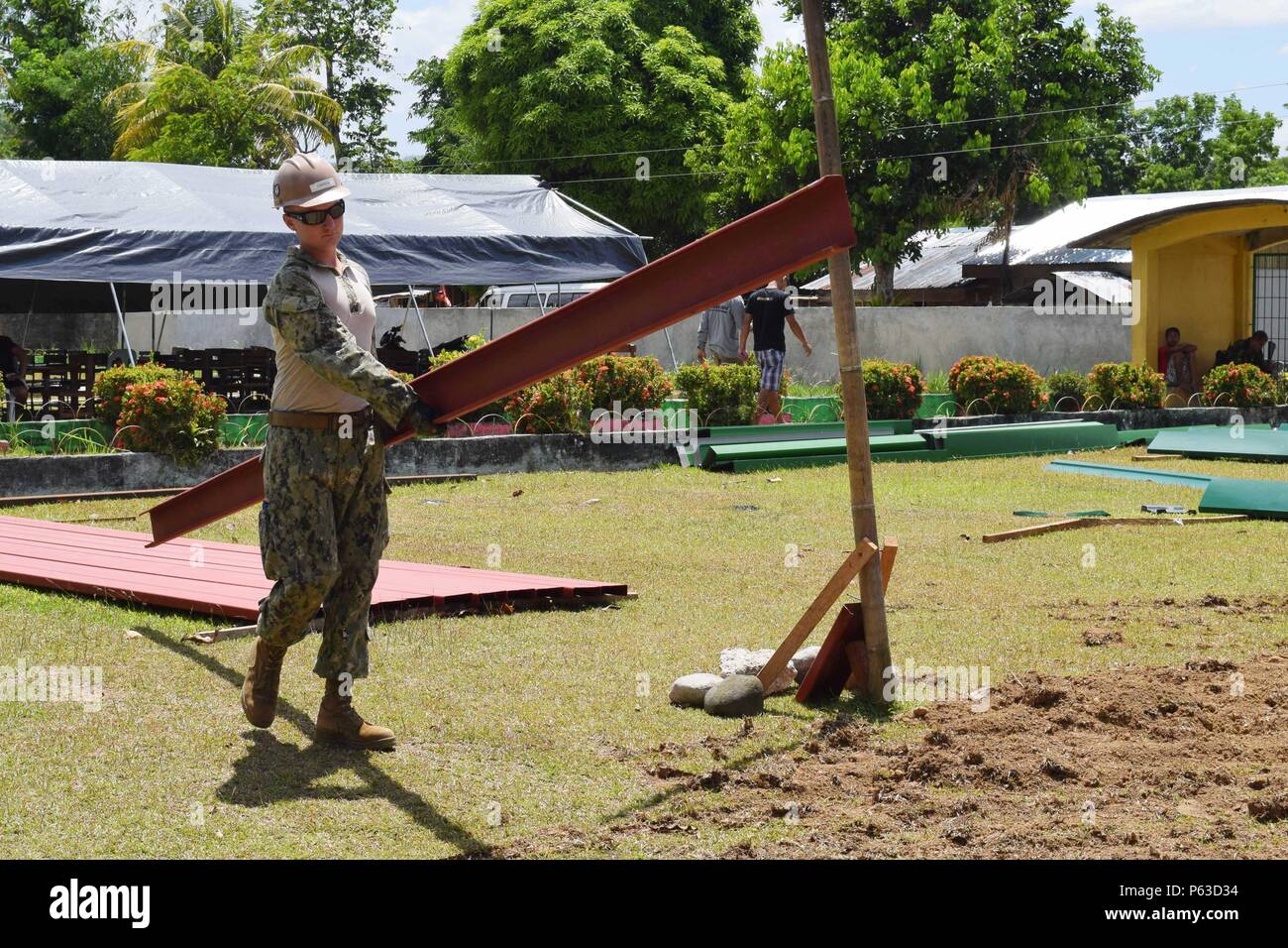160404-N-GL043-420 PANAY, Philippines (Apr. 4, 2016) - Builder ...