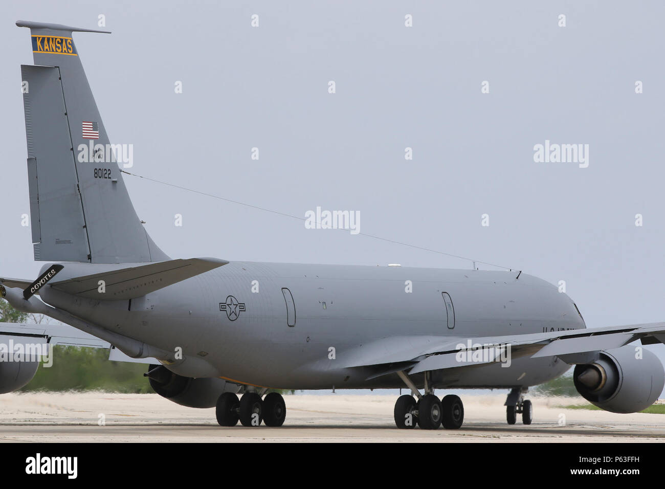 The 190th Air Refueling Wing evacuates four KC-135R Stratotankers from ...