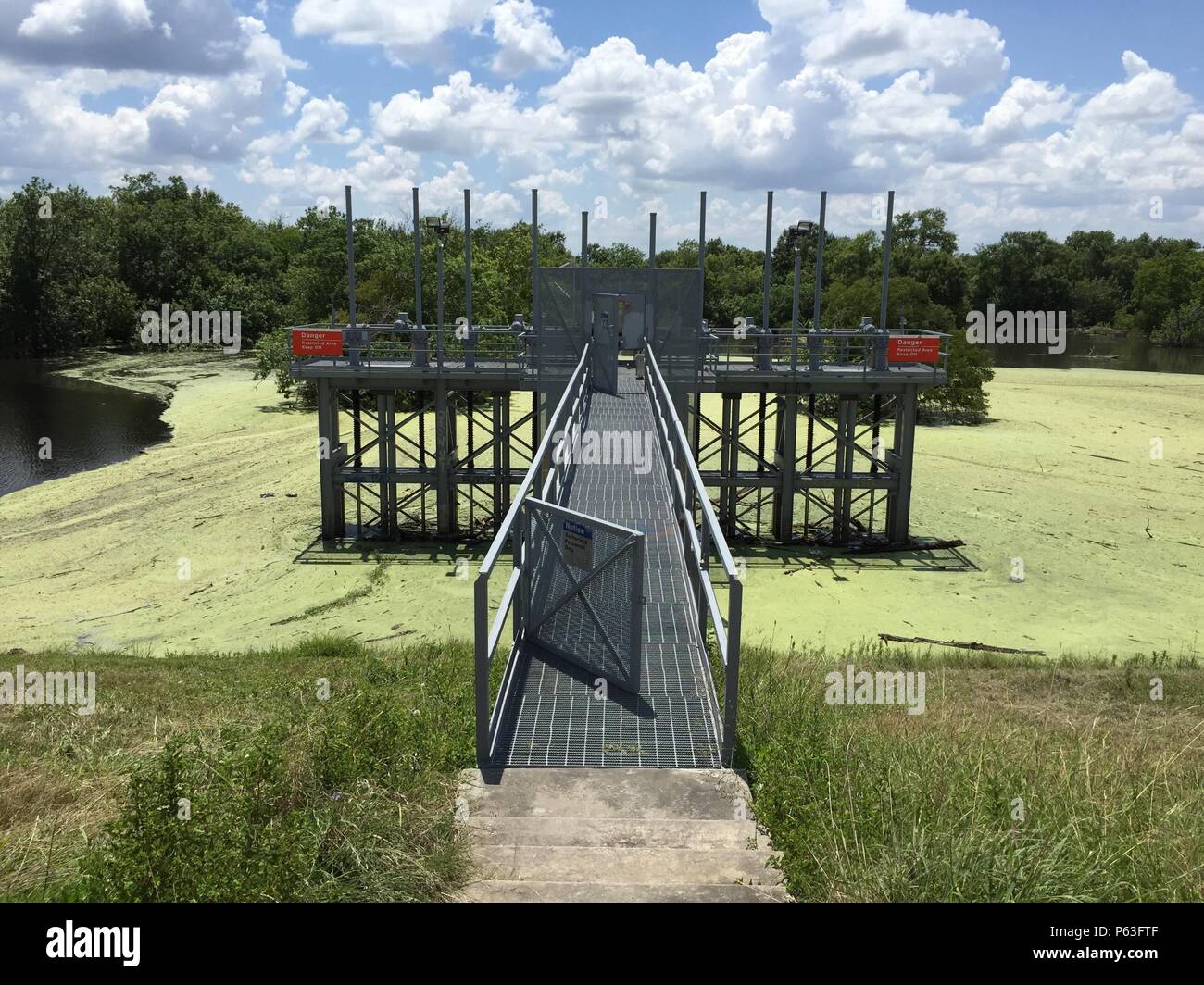 Mil Dam High Resolution Stock Photography and Images - Alamy