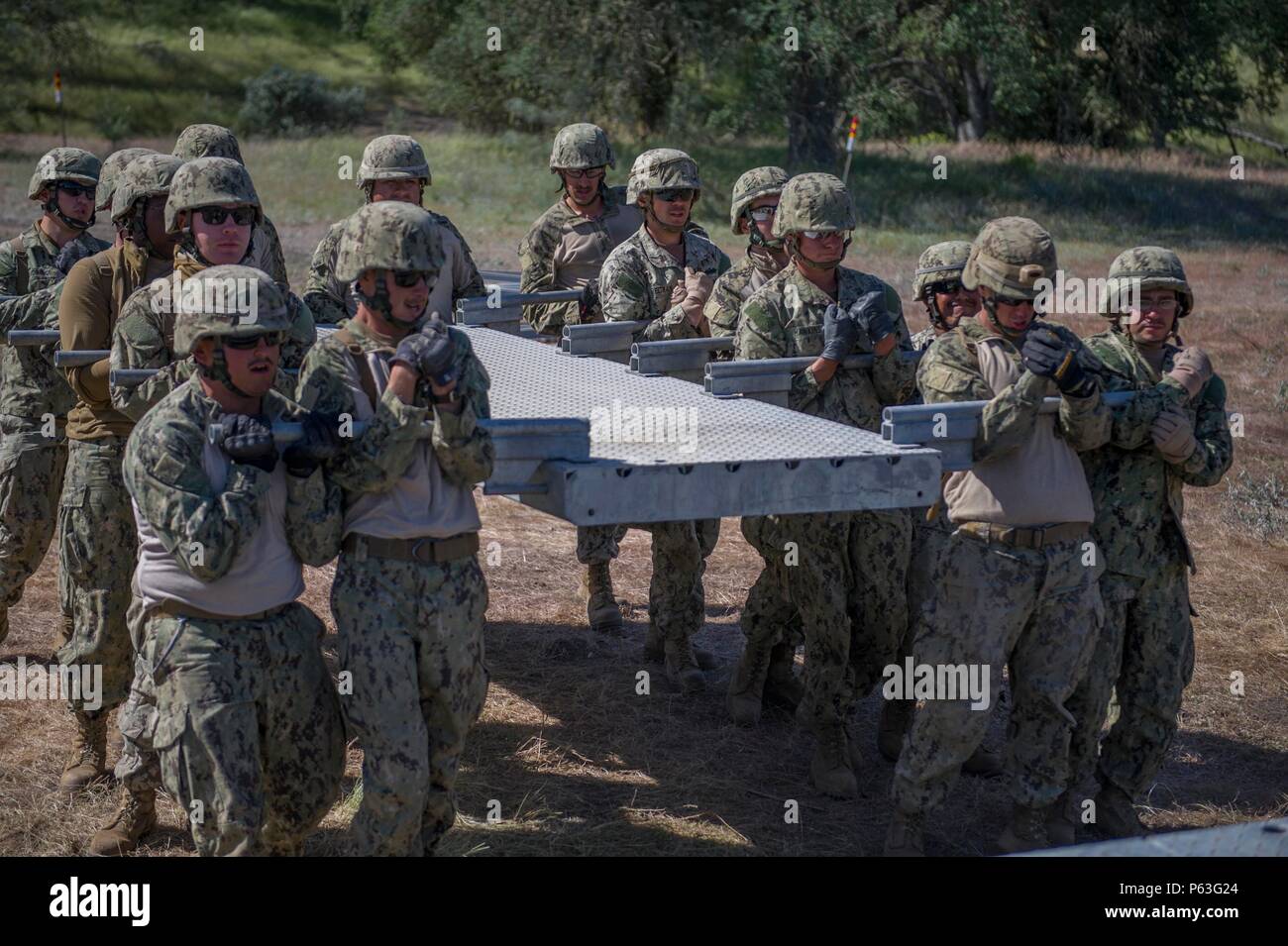 Mabey johnson bridge hi-res stock photography and images - Alamy