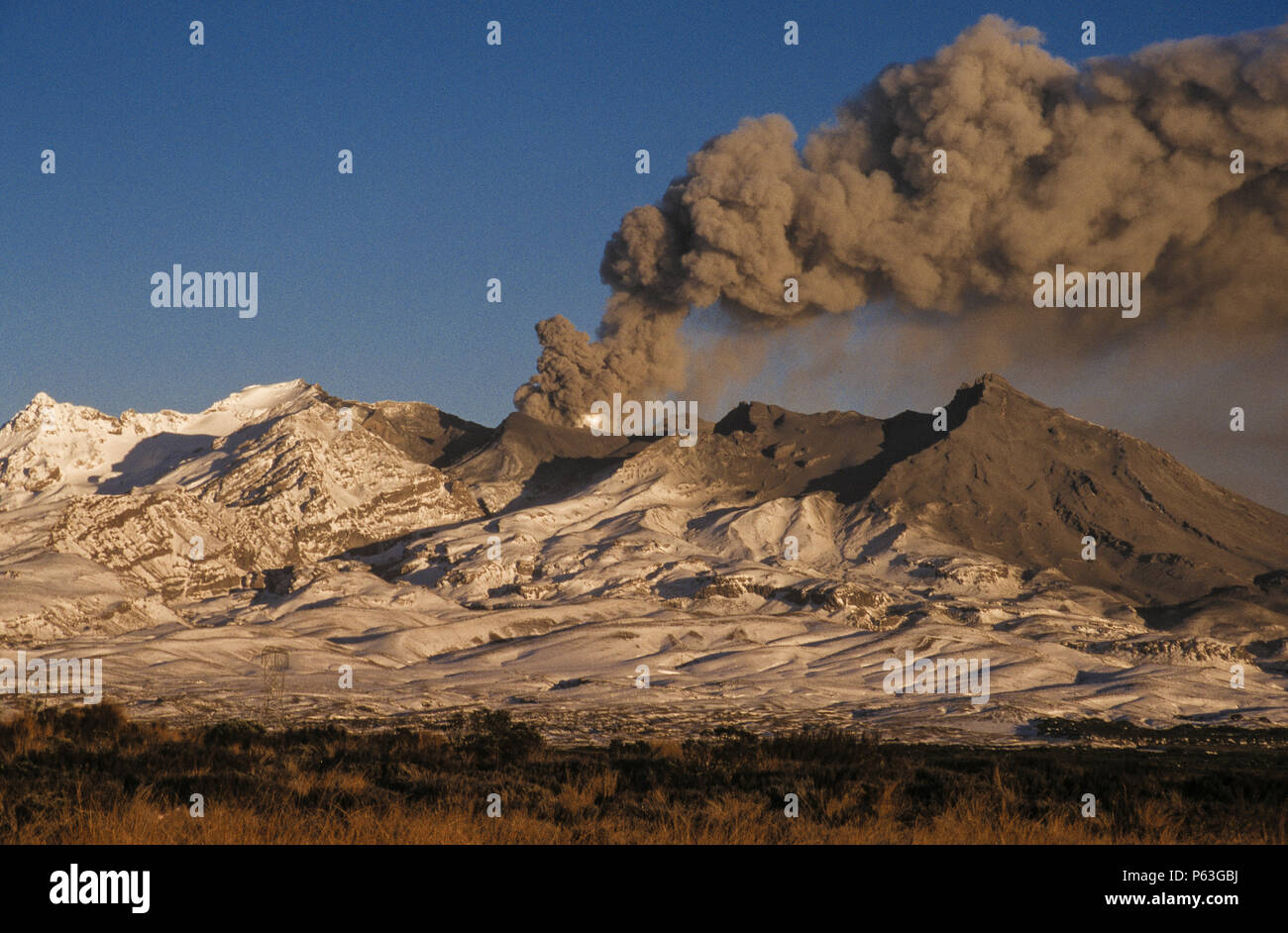 Ruapehu new zealand eruption hi-res stock photography and images - Alamy