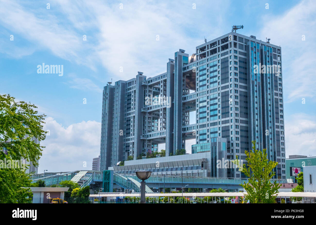 Modern Fuji Television Broadcast building in Tokyo - TOKYO / JAPAN ...