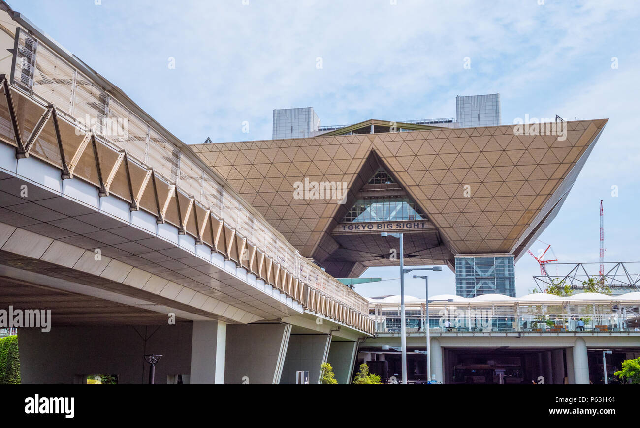 Tokyo big sight international exhibition center hi-res stock ...
