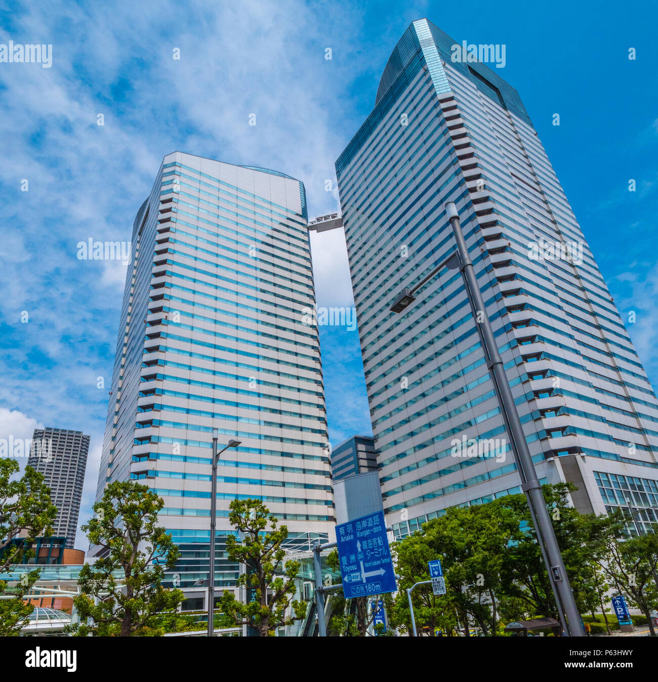 Sumitomo Corporation Buildings in Tokyo - TOKYO / JAPAN - JUNE 12, 2018 ...