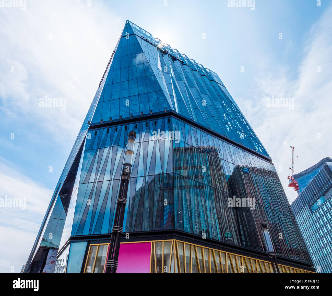 Modern buildings in Tokyo downtown - beautiful architecture - TOKYO ...