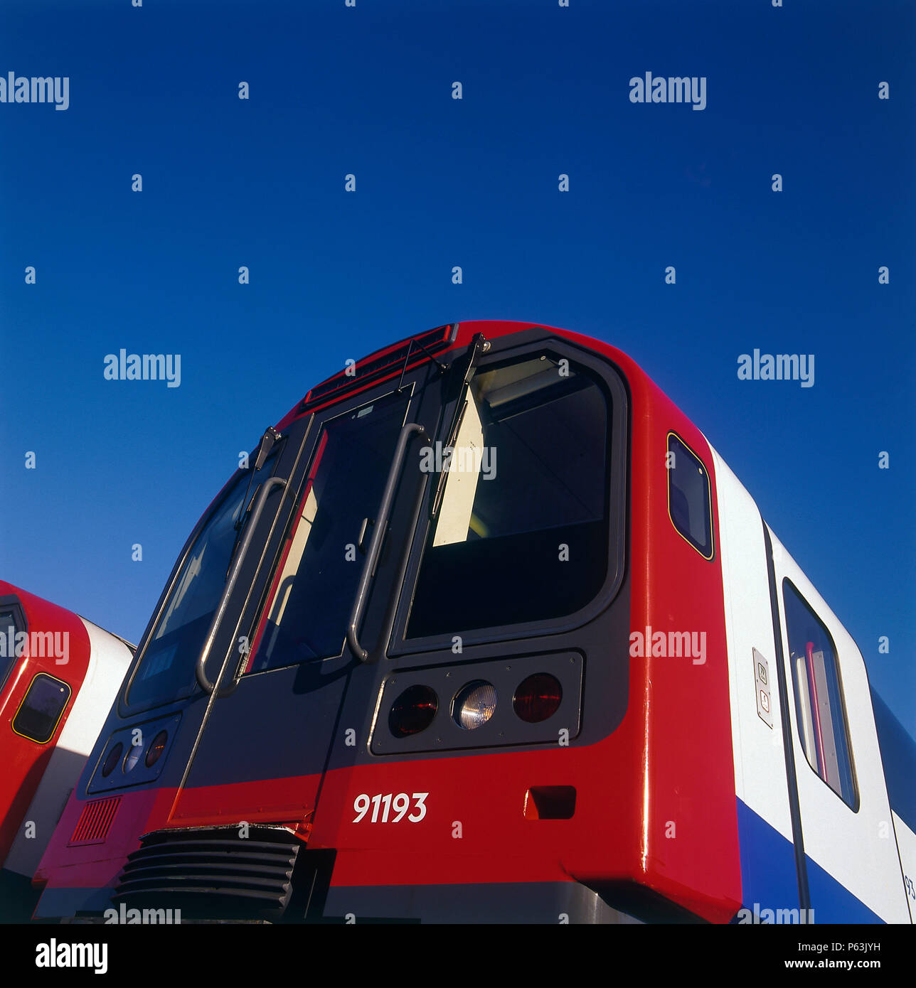 New london underground train hi-res stock photography and images - Alamy