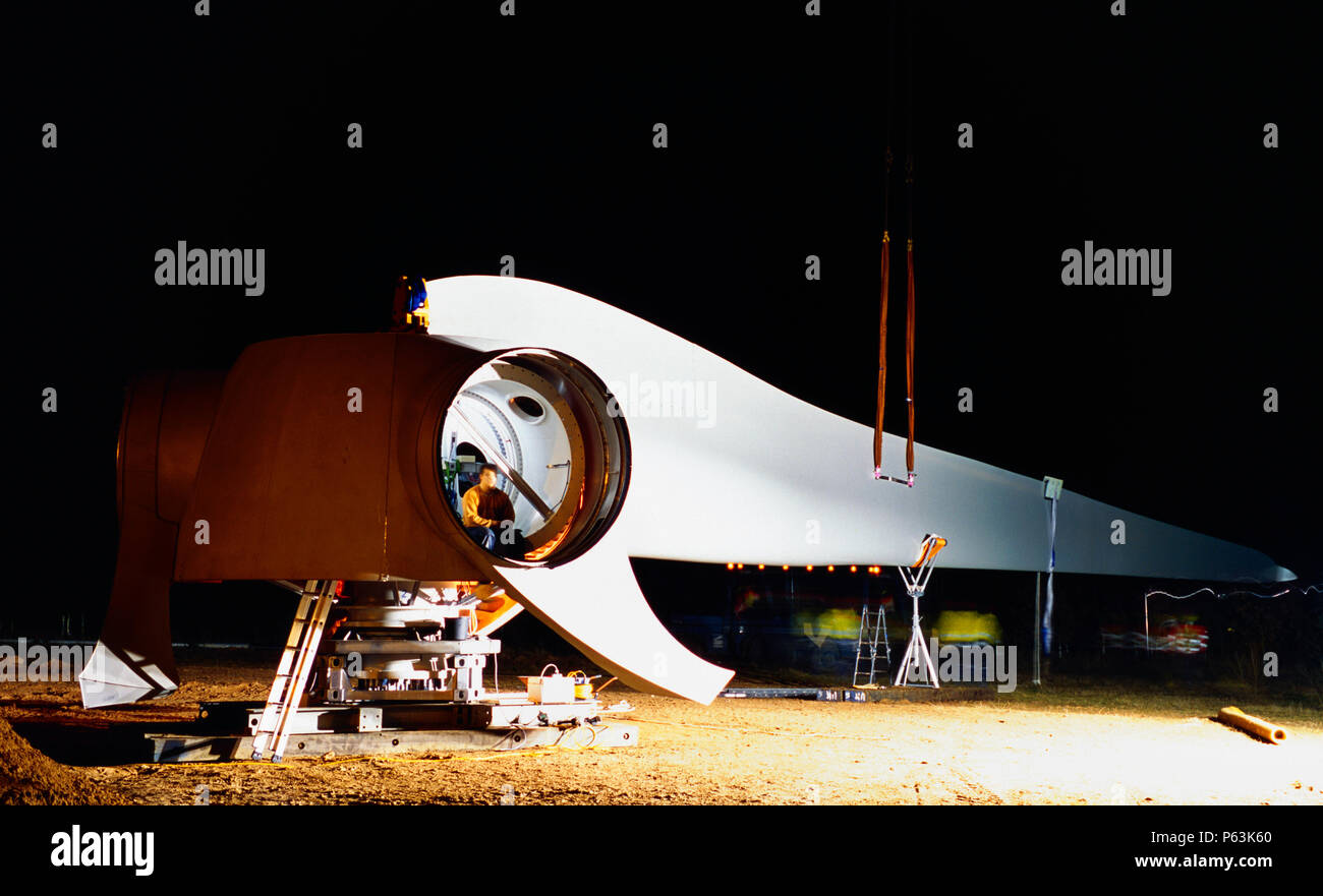 Wind turbine blade installation hi-res stock photography and images - Alamy