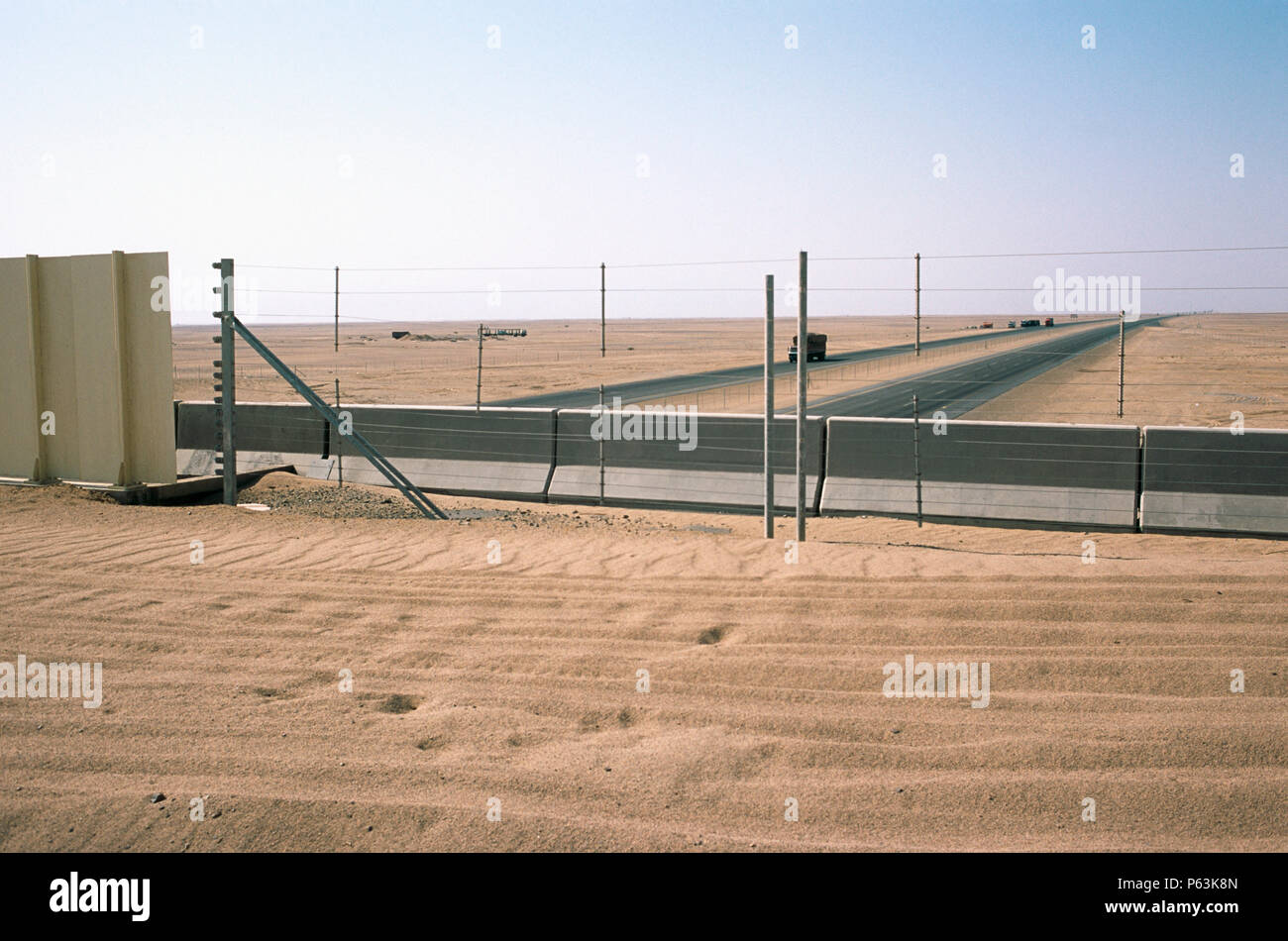 Camel bridge across the Medina - Jeddah highway showing sanded top ...