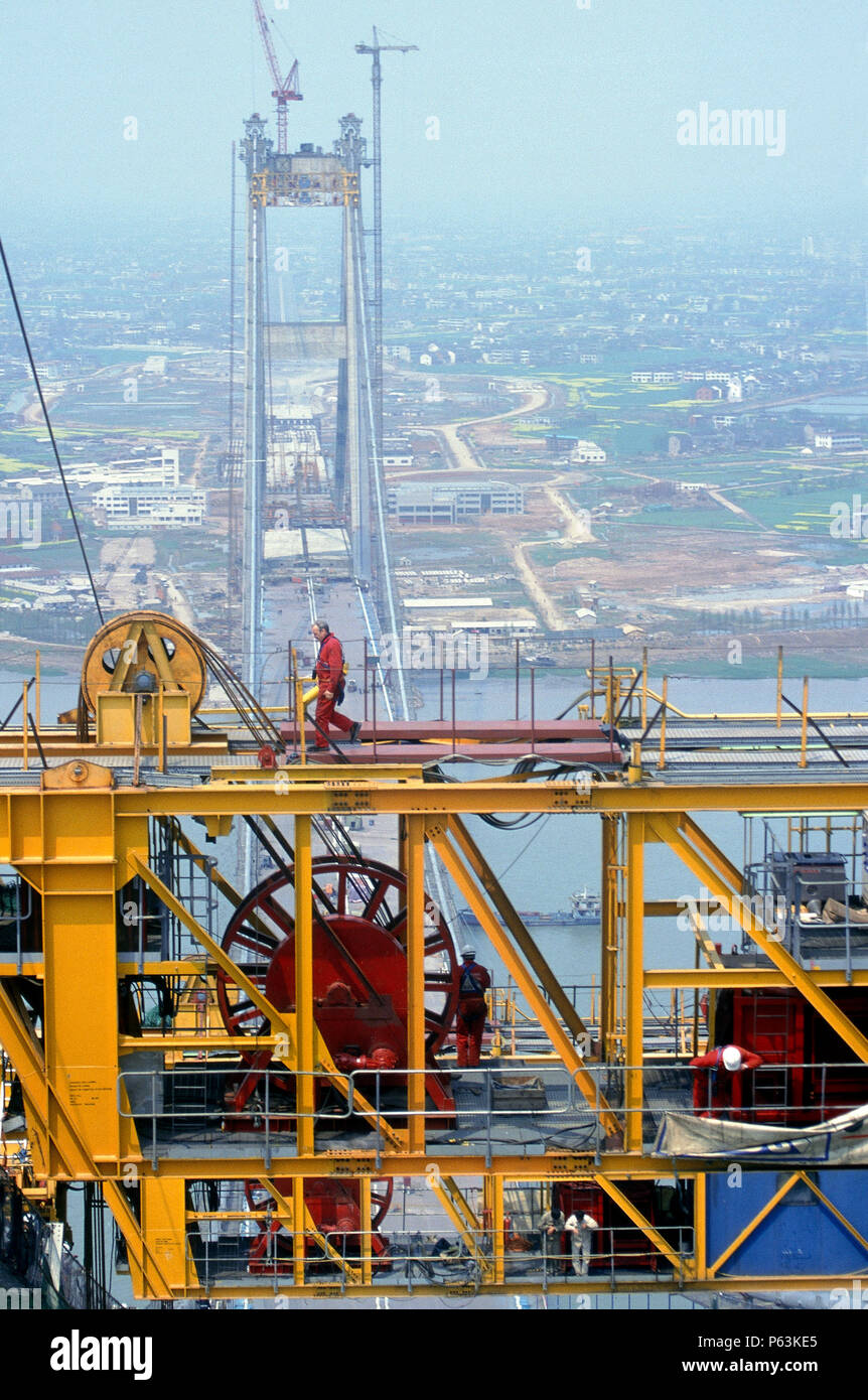 Crane segment china hi-res stock photography and images - Alamy