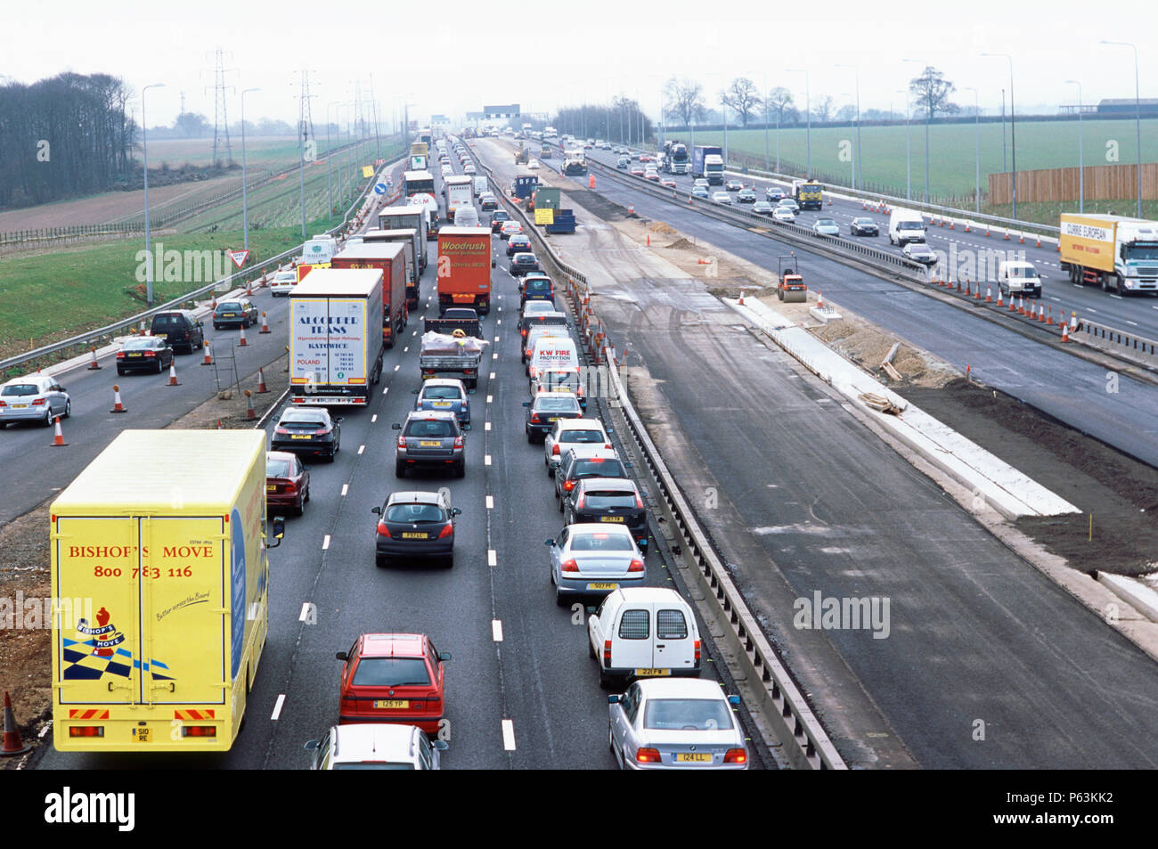 Central reservation motorway hi-res stock photography and images - Alamy