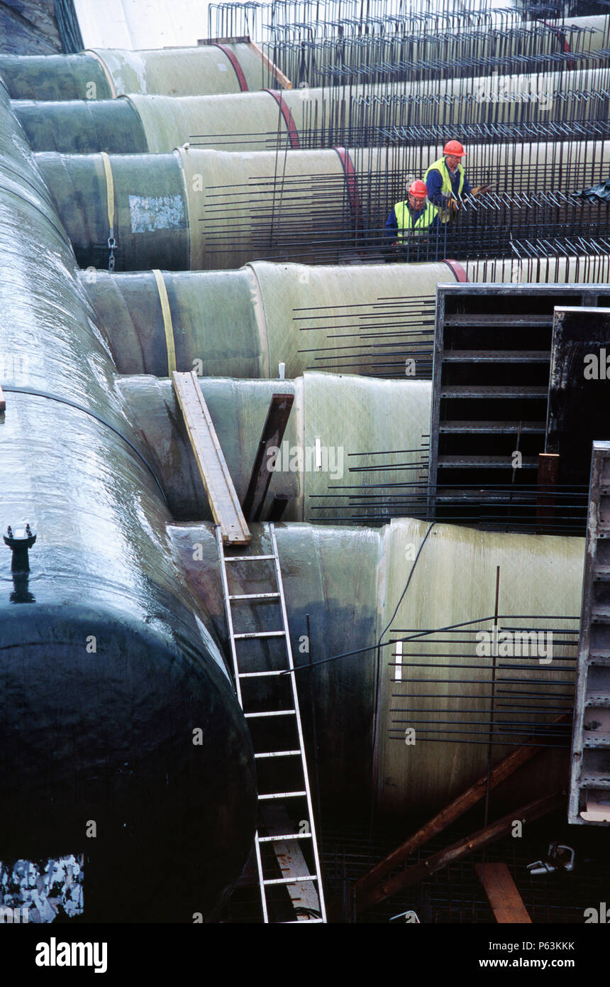 Cooling water pipes from the main reactor being built for the new EPW ...