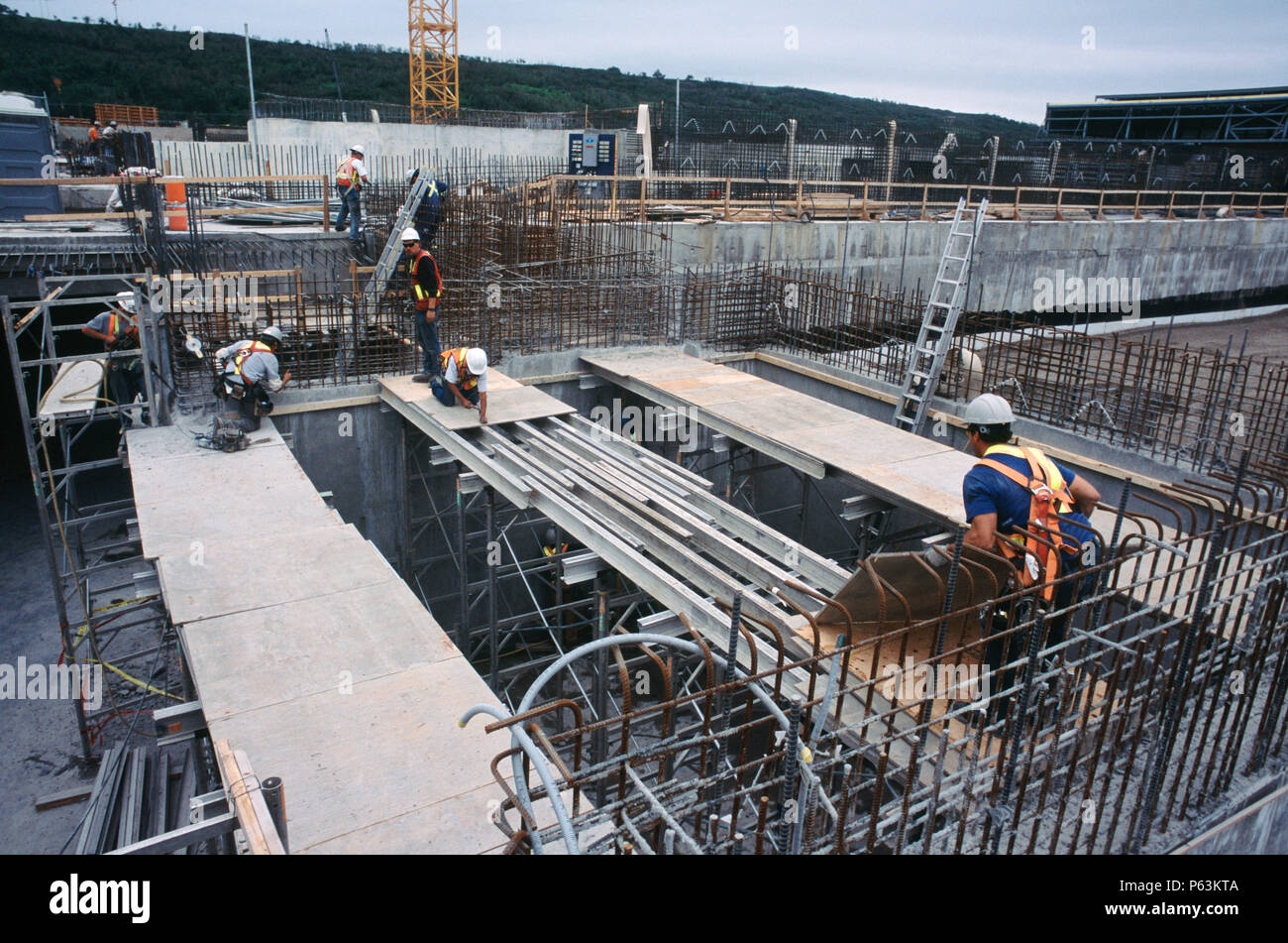 Calgary wastewater scheme - setting out formwork for main tanks Stock ...