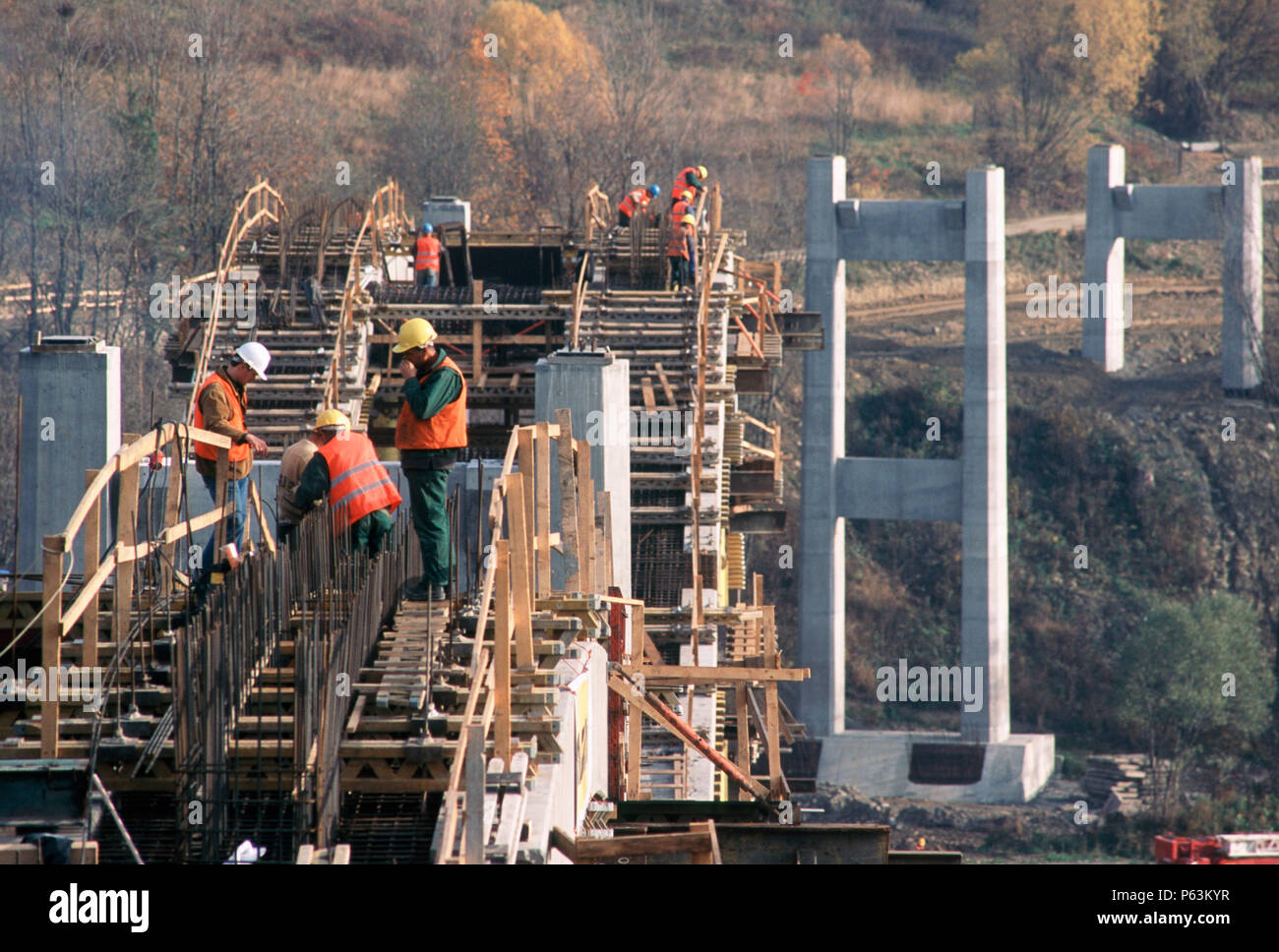 Three arch bridge crossing of a valley on southern Polish border Stock ...