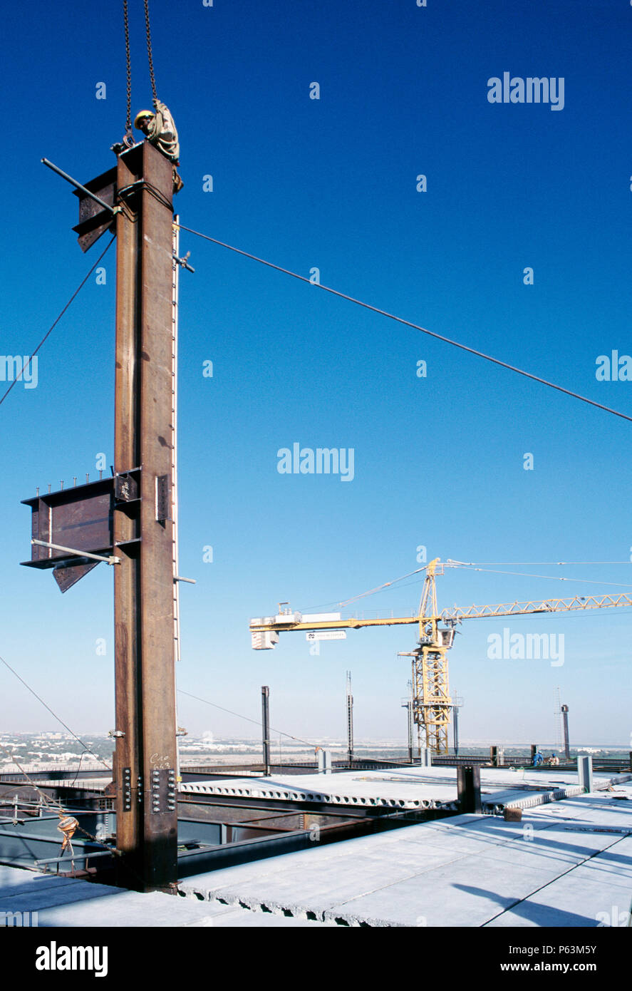 Steel frame work on the Gateway building for the new financial zone ...