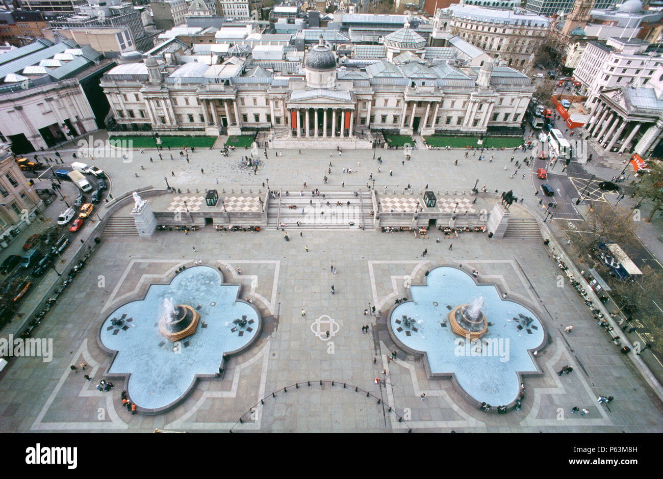 Trafalgar square from above hi-res stock photography and images - Alamy