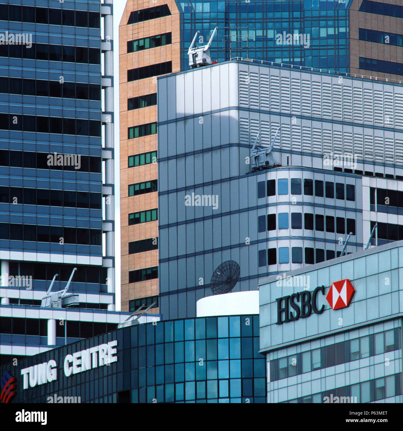 High rise buildings in singapore hi-res stock photography and images ...