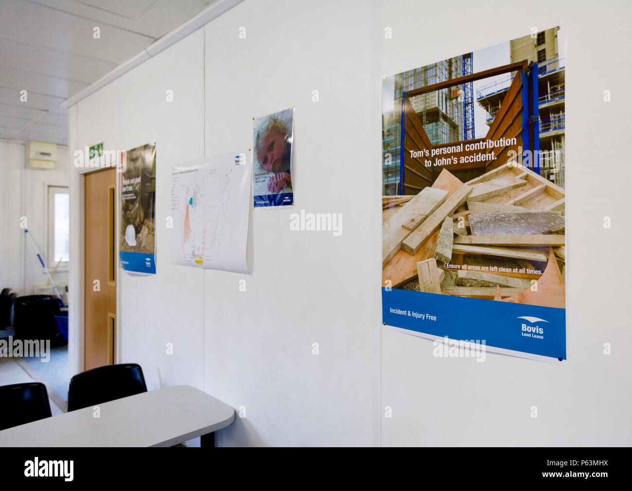 Site safety instructions, UK Stock Photo - Alamy