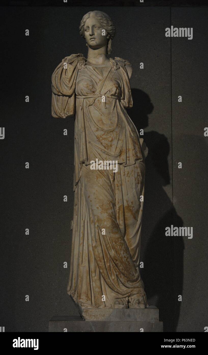 Roman colossal statue of a goddess. 138-161 AD. The head is latest ...
