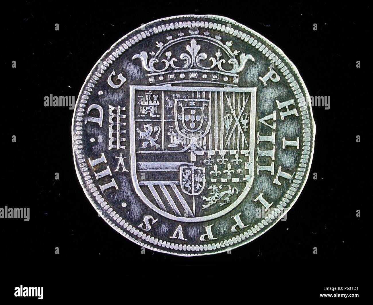 Escudo coronado hi-res stock photography and images - Alamy