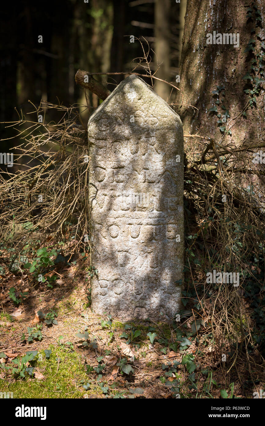 Roman milestone hi-res stock photography and images - Alamy