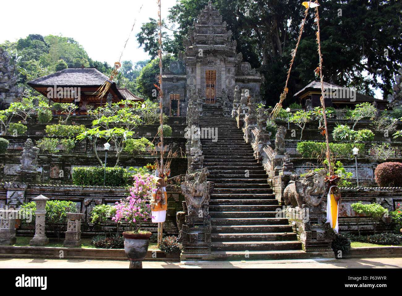 Around one of the most beautiful Balinese Hindu temples, Pura Kehen ...