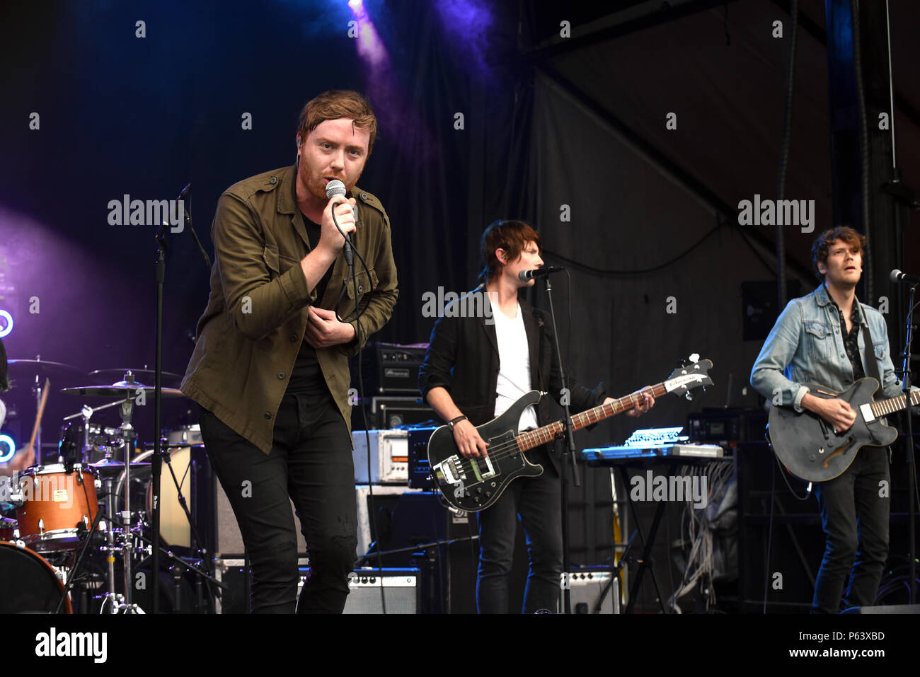 The romantics perform hi-res stock photography and images - Alamy