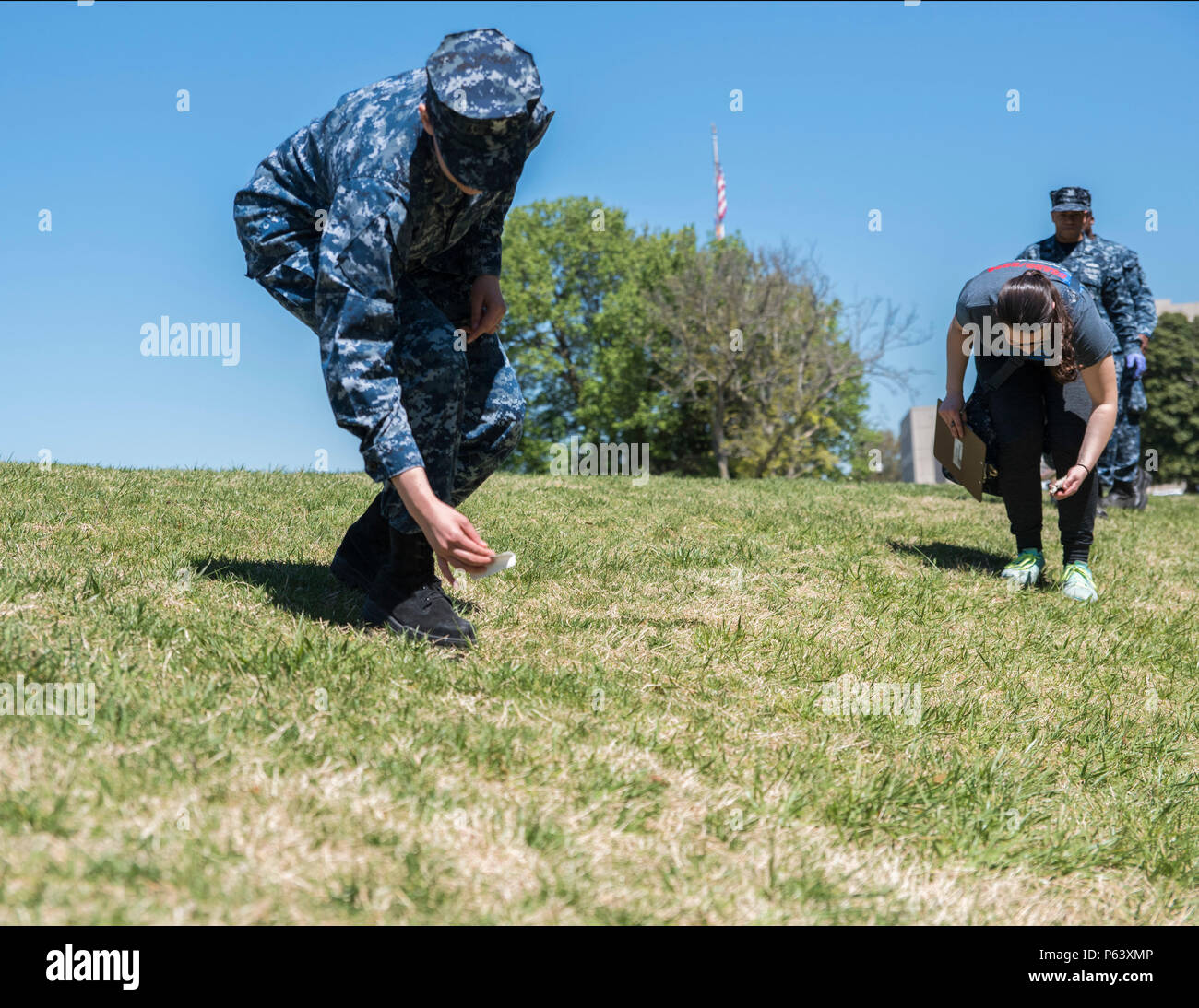 Naval Support Activity Bethesda (NSAB) recognizes Earth Week by holding ...