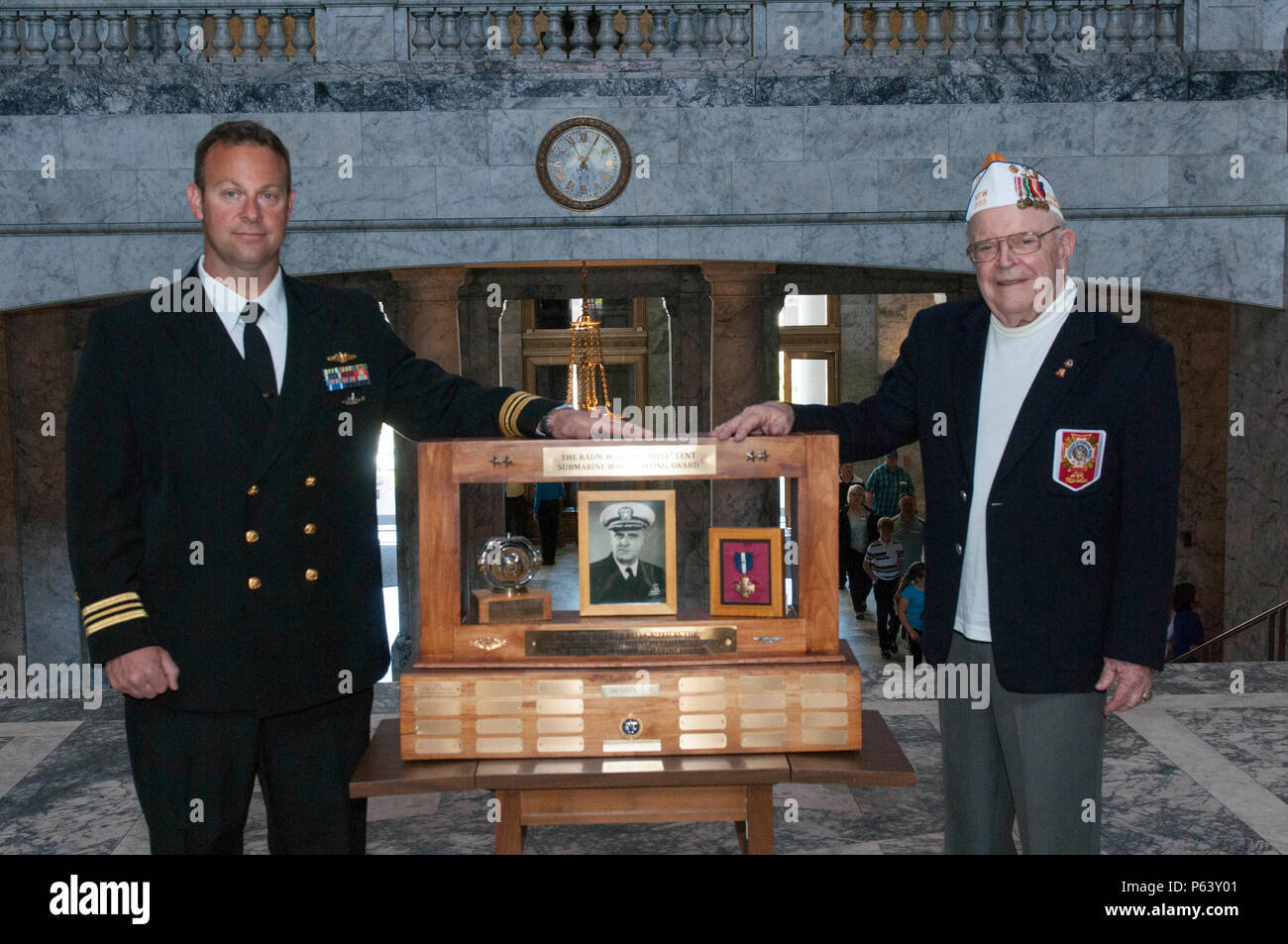Uss maine blue hi-res stock photography and images - Alamy