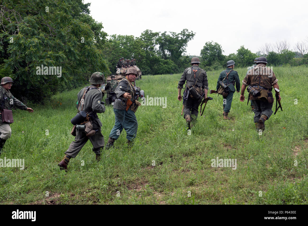 Volunteers from the Texas Military Forces Museum's Living History ...