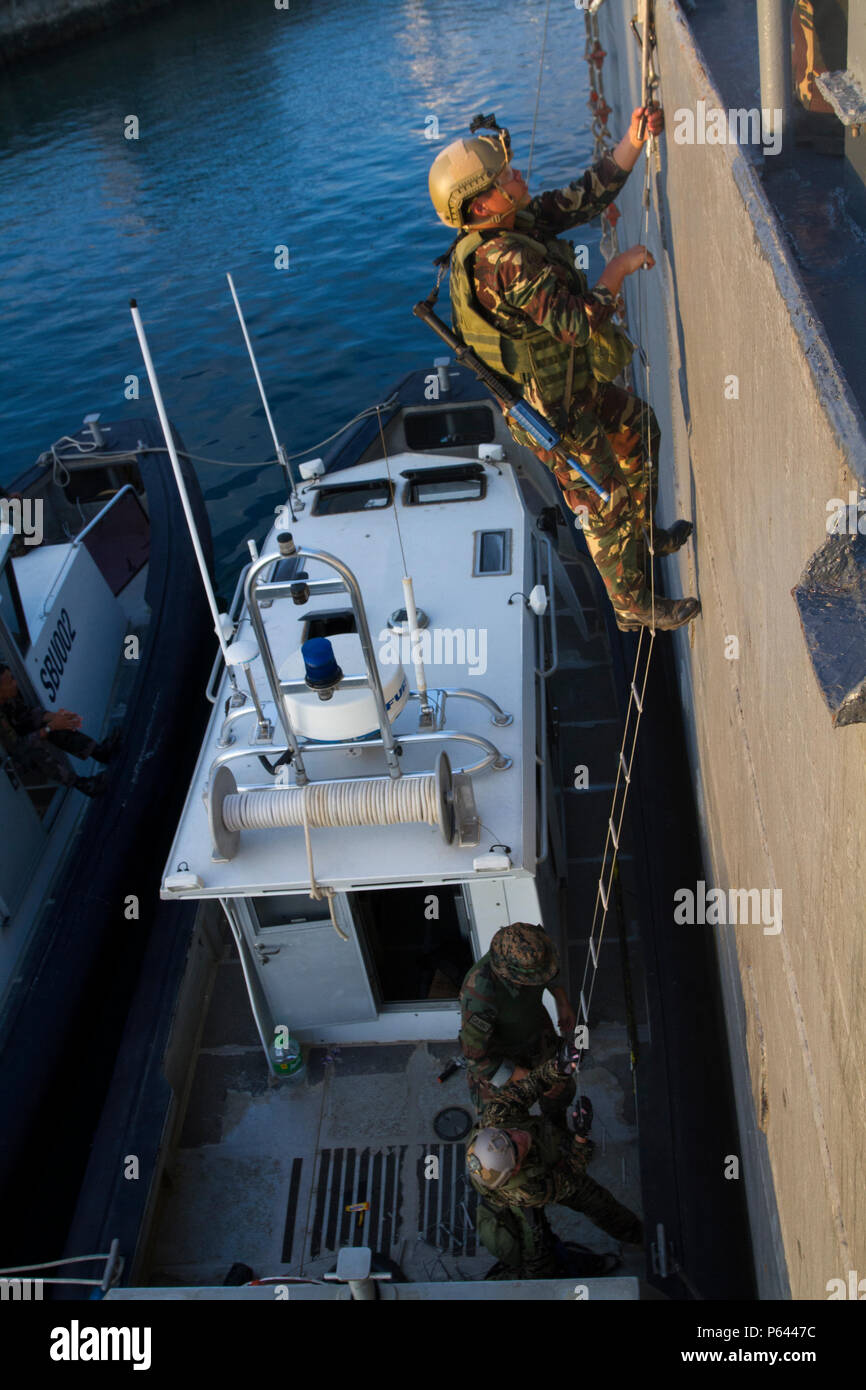 Philippine Special Operations Forces (SOF) participate in a visit ...