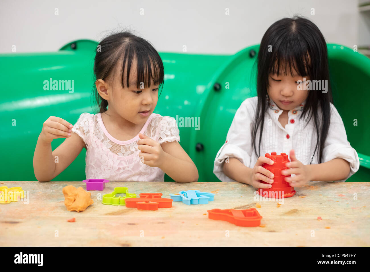 Kids playing with clay hi-res stock photography and images - Alamy