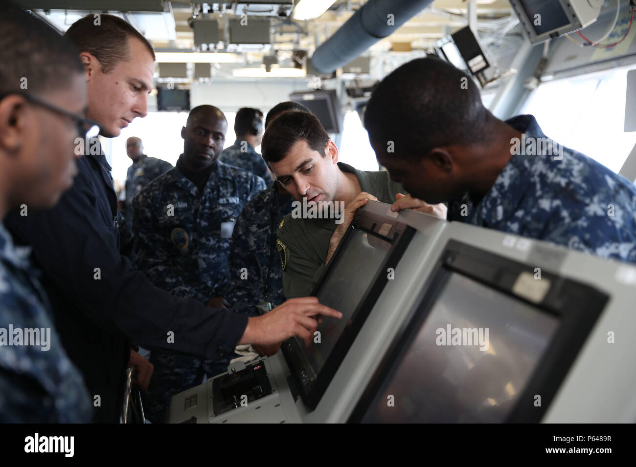 Emergency steering gear hi-res stock photography and images - Alamy