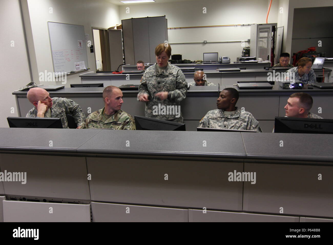 SCHOFIELD BARRACKS, Hawaii - Intelligence Soldiers from 8th Theater ...