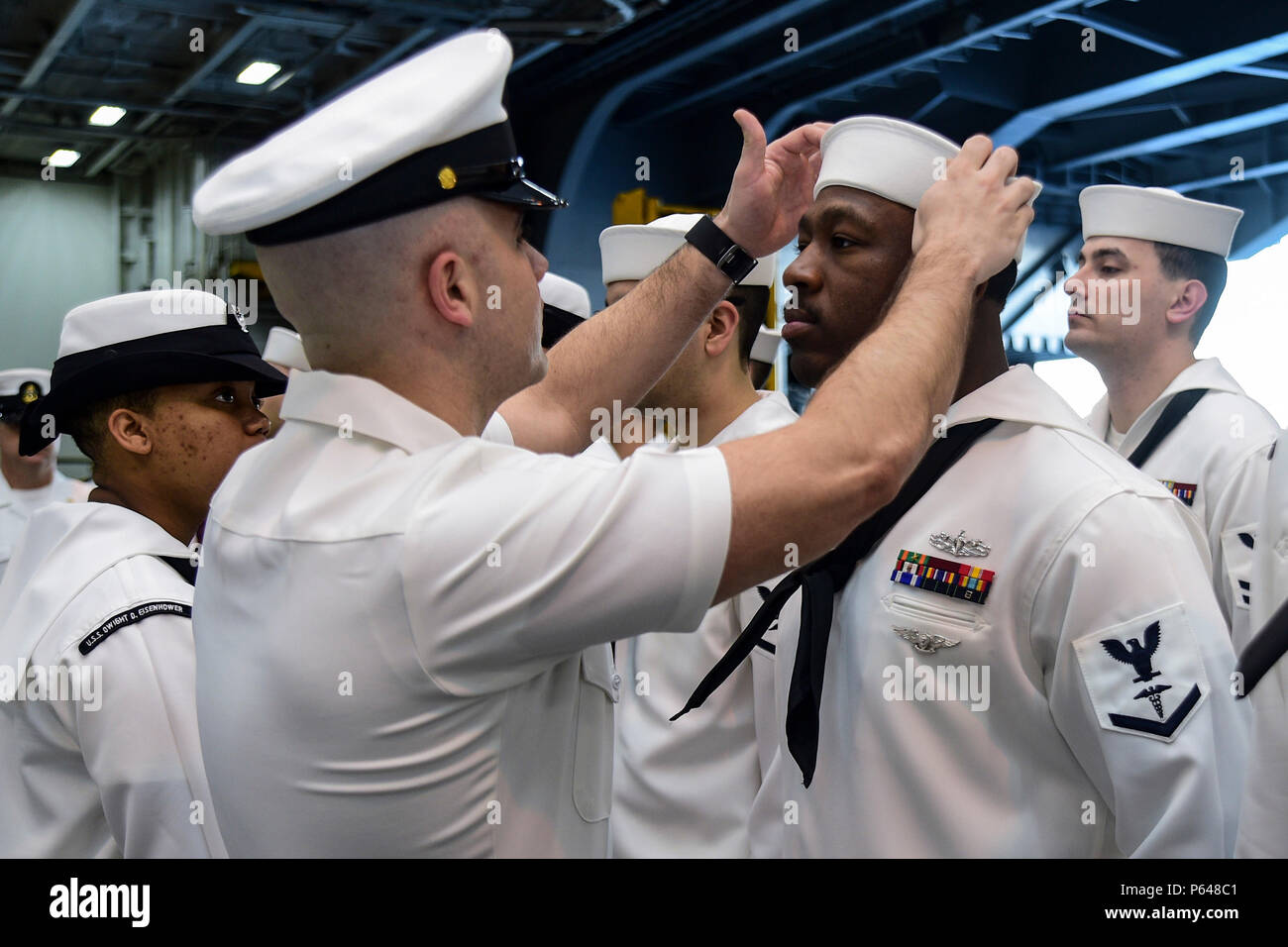 160420-N-CZ759-016 ATLANTIC OCEAN (April 20, 2016) - Senior Chief ...