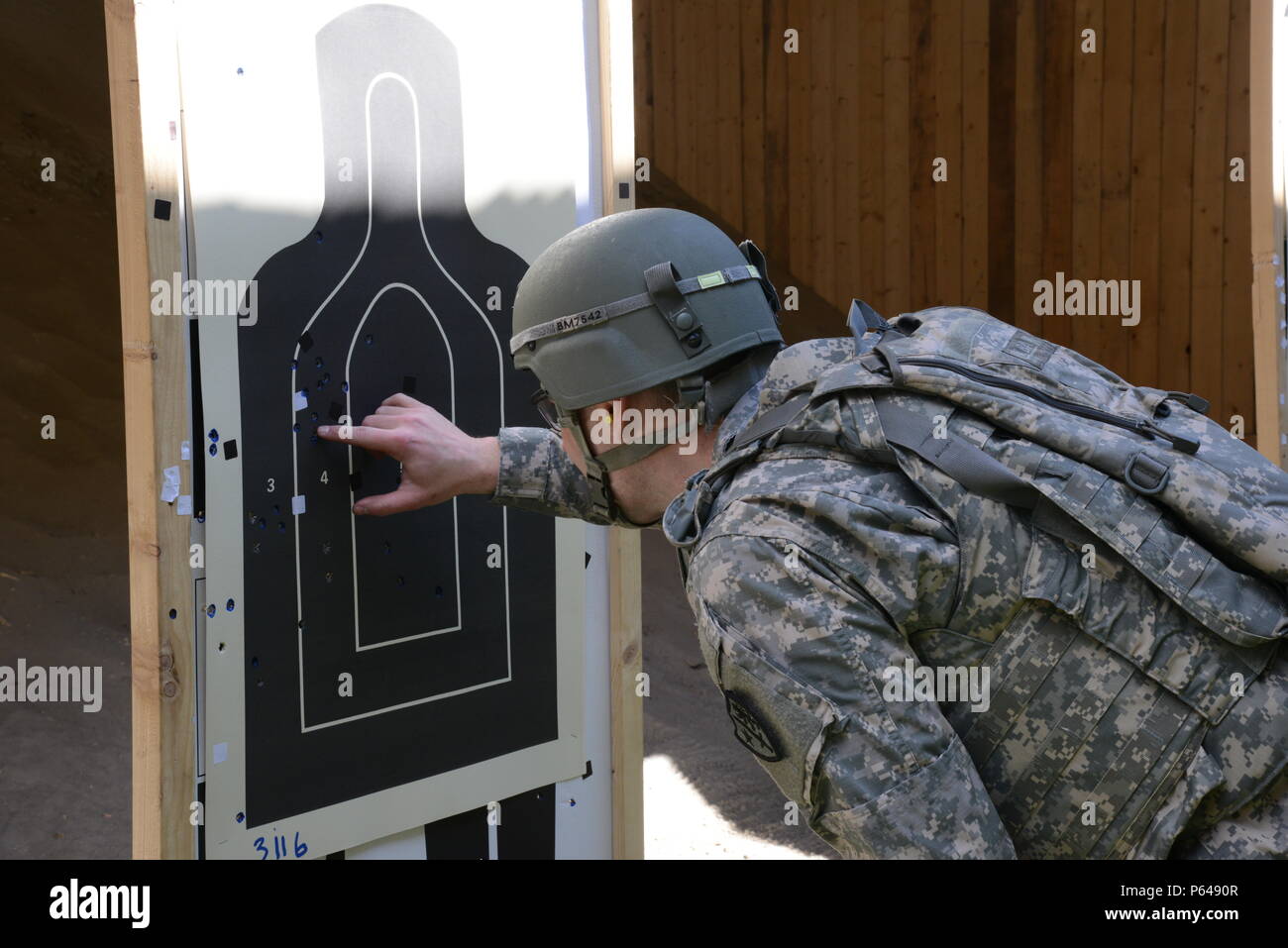 A U.S. Army soldier from Allied Forces North Battalion observes target ...