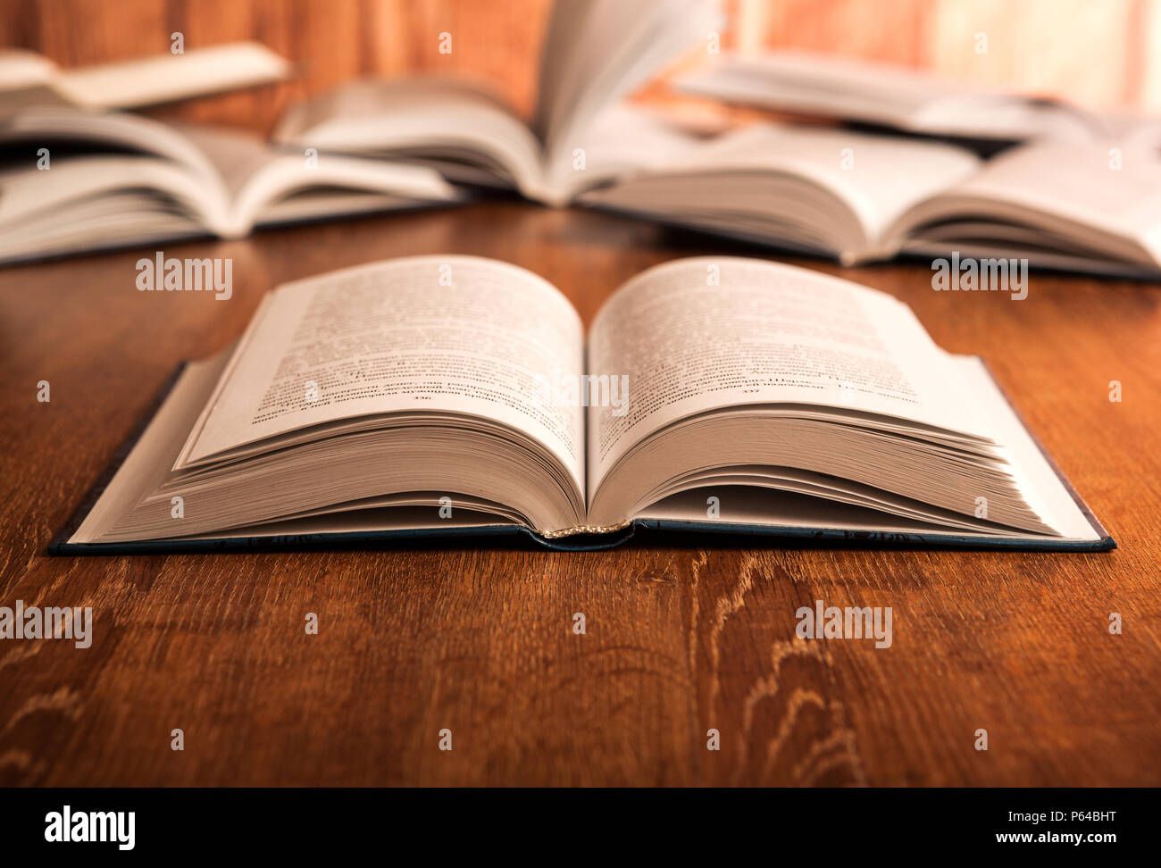 Open large book hi-res stock photography and images - Alamy