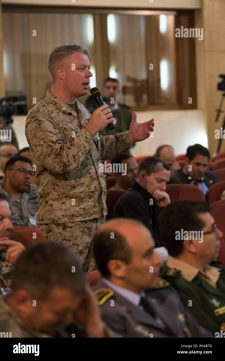 Davidge hi-res stock photography and images - Alamy