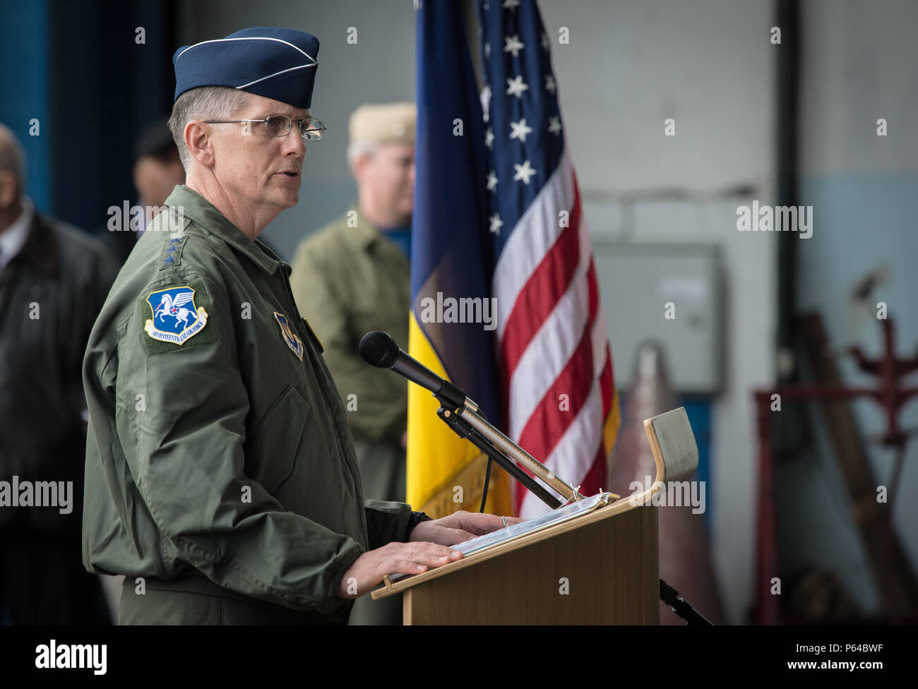 F22 raf lakenheath hi-res stock photography and images - Alamy