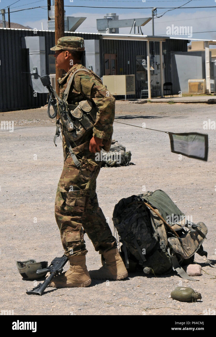DONA ANA RANGE, NEW MEXICO– Air Force 2nd Lt. Kyle Oestreich braces ...