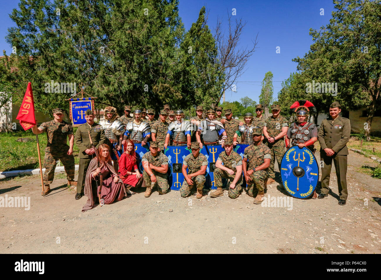 U.S. Marines with Black Sea Rotational Force pose with Roman and Dacian ...