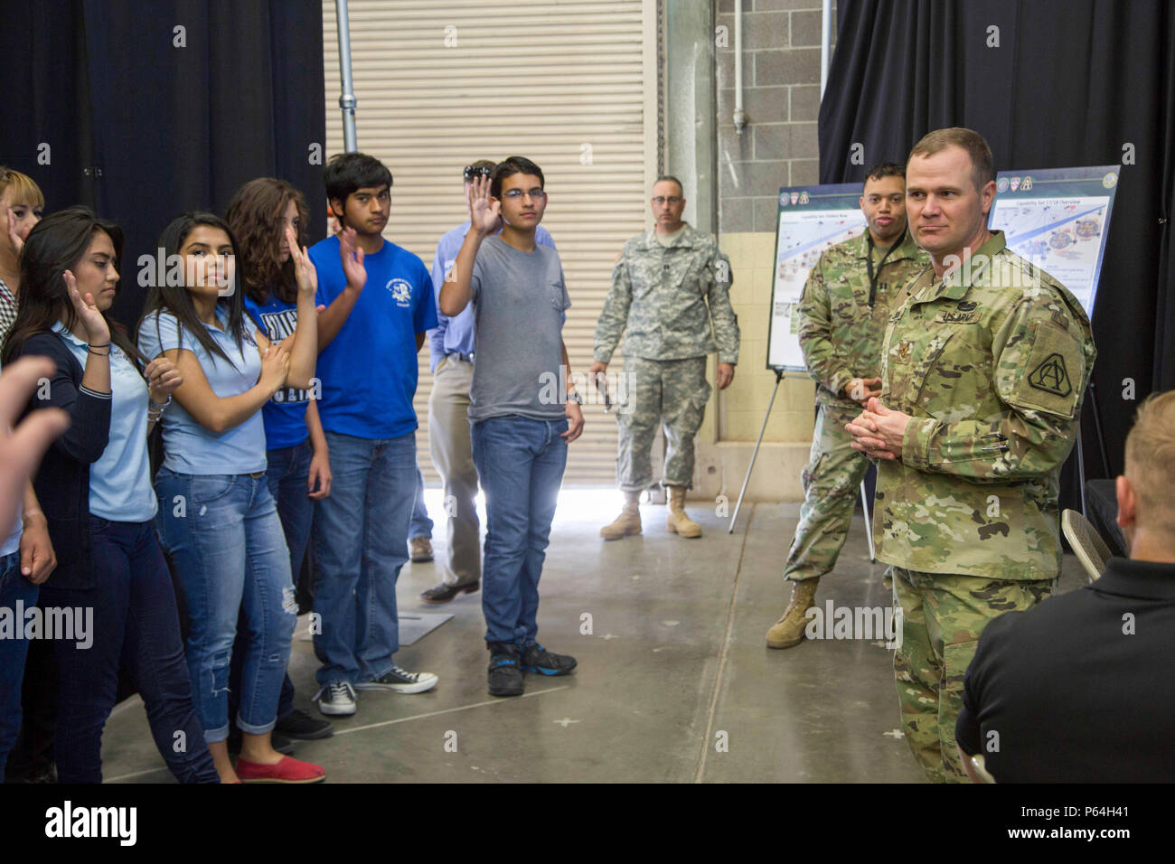 U.S. Army Maj. Jerry Jones, Assistant Product Manager, with WIN-T ...