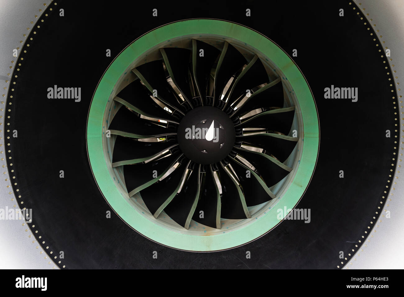 The turbofan jet engine, close up Stock Photo - Alamy