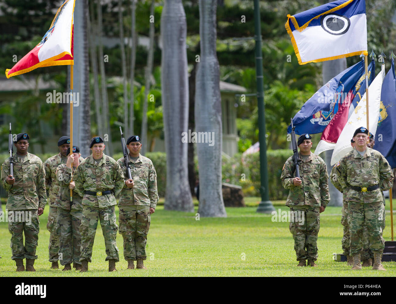 Brooks usarpac hi-res stock photography and images - Alamy