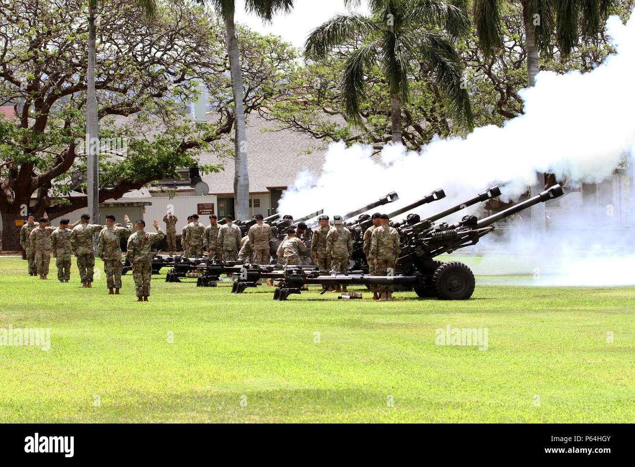 Soldiers from the 3rd Brigade, 7th Field Artillery, 25th Infantry ...